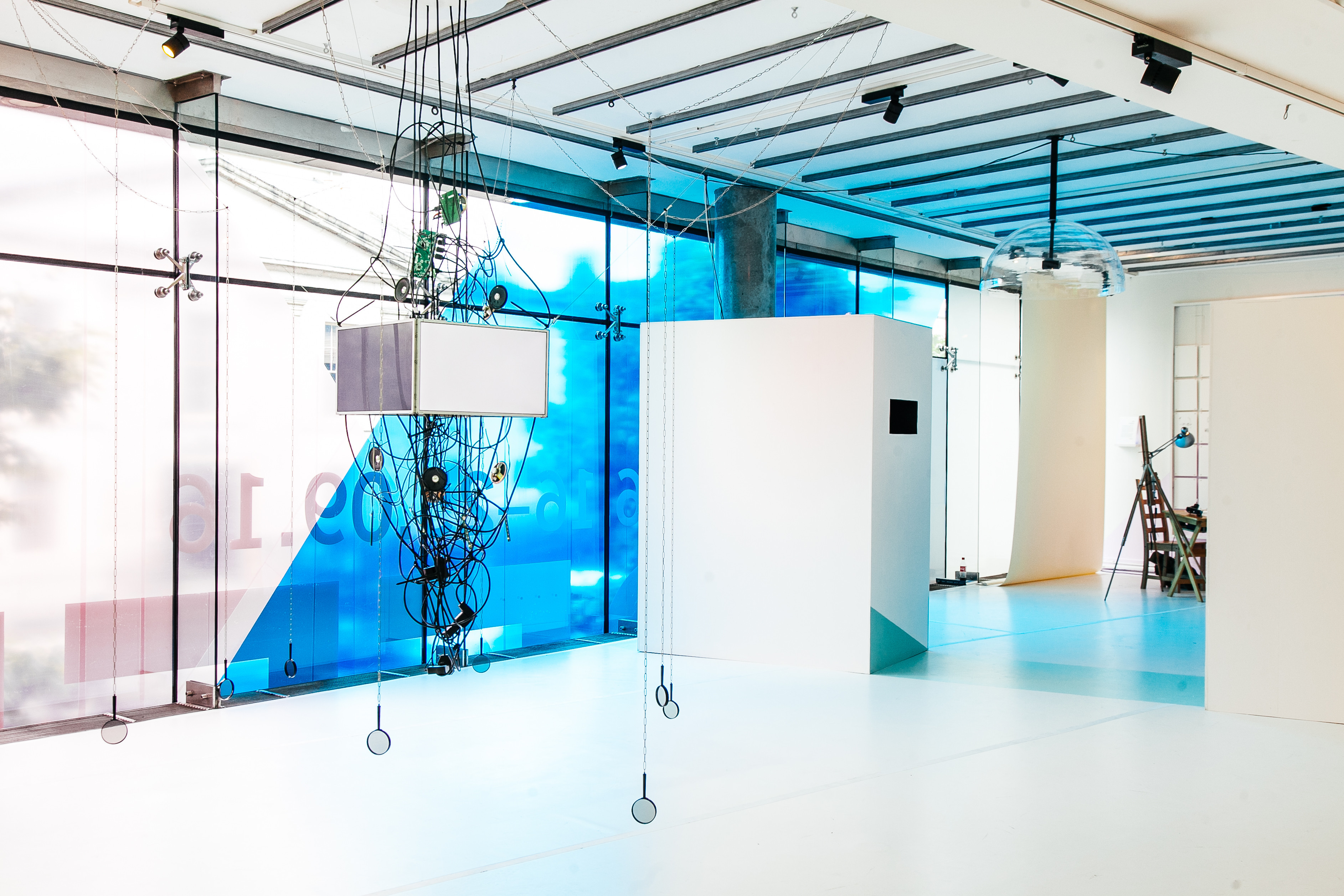 'SEEING' Exhibition at Science Gallery – 100 Archive